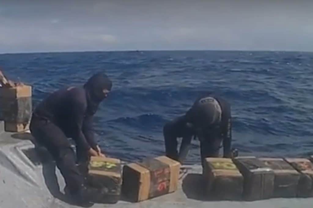 Coast Guard Intercepts Strange Blue Boat, Then They Take A Look Inside – Daily Leap